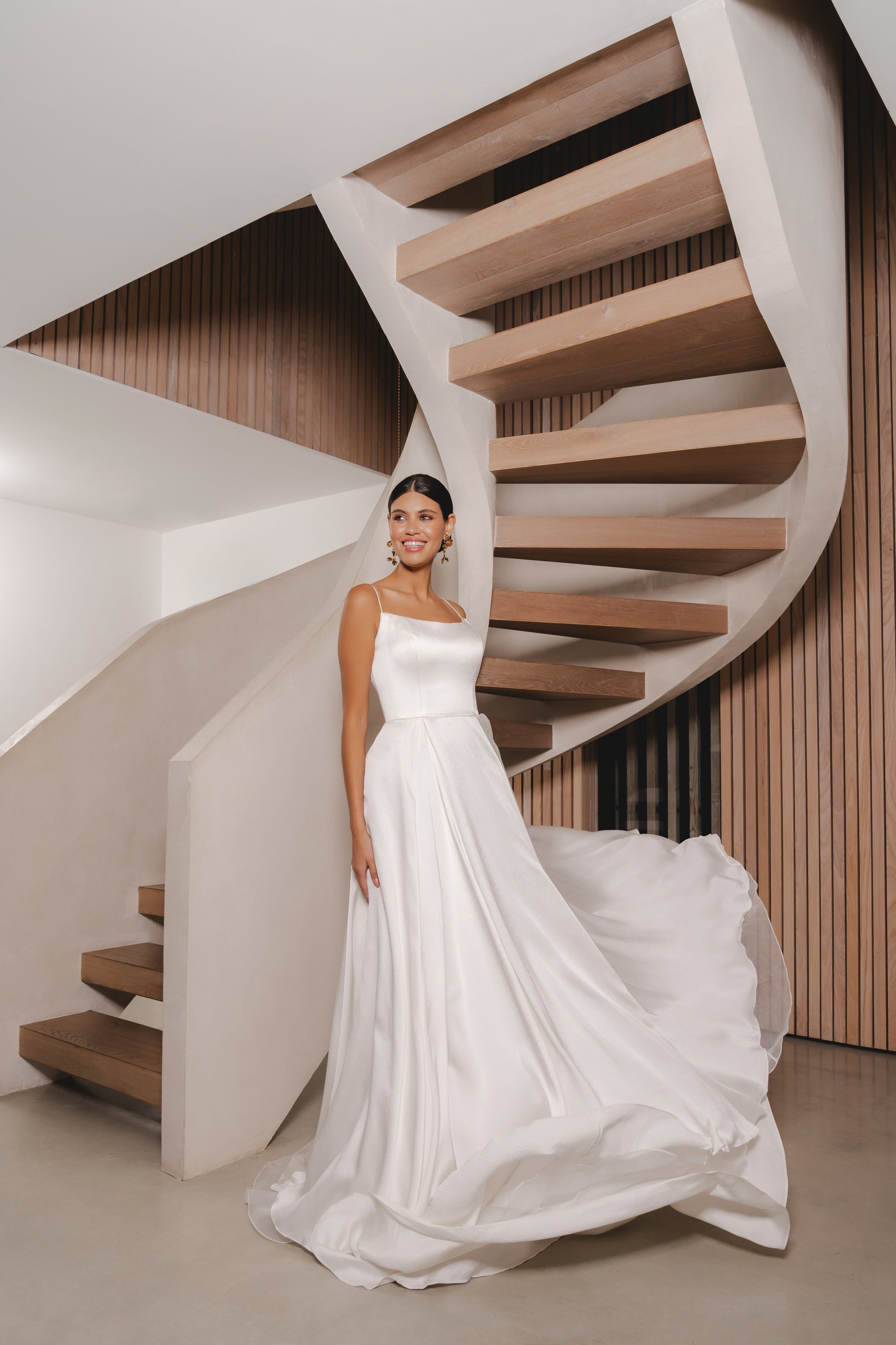 Rene | A Stunning Dreamy and Romantic Bridal Silhouette
